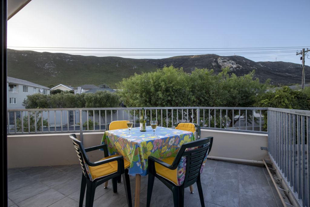 Hermanus, Western Cape self-catering accommodation | Budget Getaways